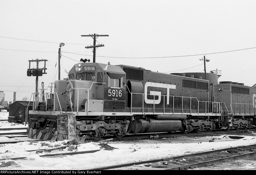 GTW SD40 #5916 - Grand Trunk Western